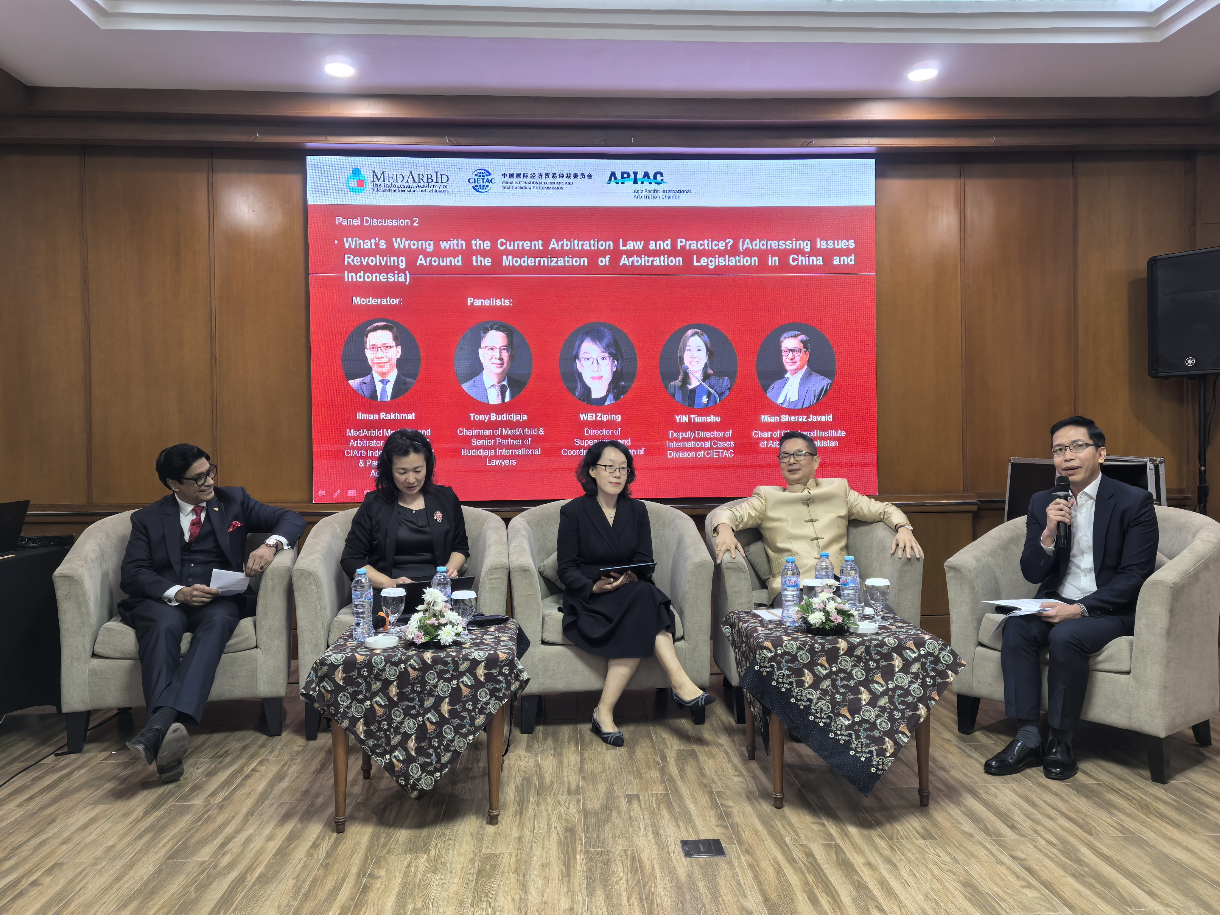 Indonesia Tour of CIETAC: Co-hosted a Seminar on "Arbitration’s Role in ...